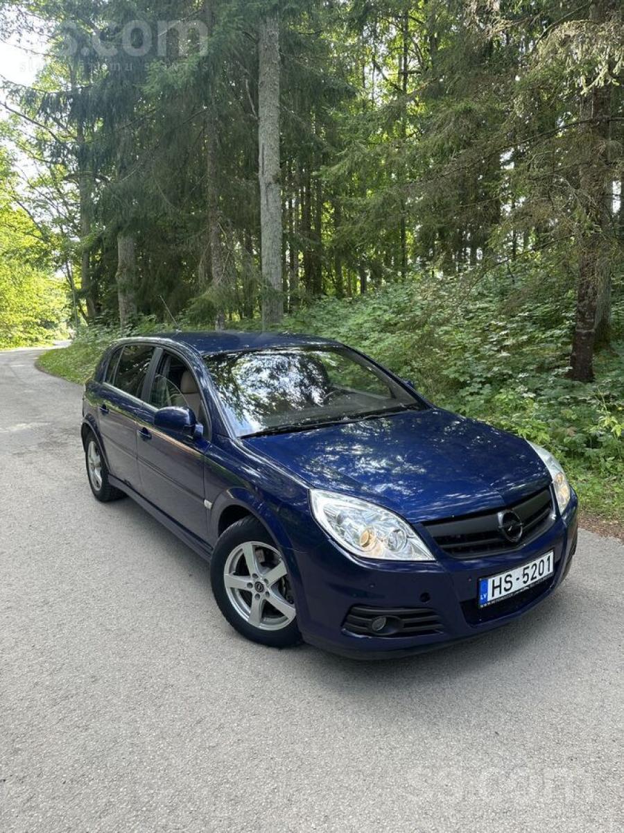 Blue Opel Signum 2006 in Rezekne, with an engine capacity of 3.00 L and mileage of 360 thousand km for 1200 €, photo 7 on AUTOMOTO.COM.LV