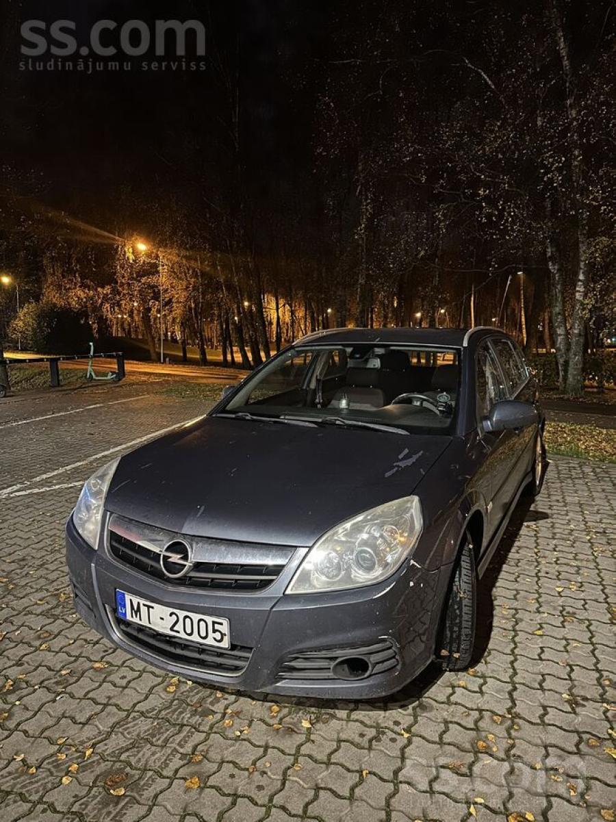 Синий Опель Сигнум 2006 в Рига, объемом двигателя 1.90 л и пробегом 276 тыс. км за 900 €, фото 1 на AUTOMOTO.COM.LV