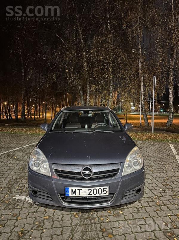 Zils Opel Signum 2006 Rīga, ar dzinēja tilpumu 1.90 L un nobraukumu 276 tūkst. km par 900 €, foto 3 vietnē AUTOMOTO.COM.LV