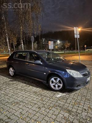 Blue Opel Signum 2006 in Riga, with an engine capacity of 1.90 L and mileage of 276 thousand km for 900 €, photo 5 on AUTOMOTO.COM.LV