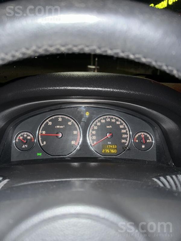 Zils Opel Signum 2006 Rīga, ar dzinēja tilpumu 1.90 L un nobraukumu 276 tūkst. km par 900 €, foto 6 vietnē AUTOMOTO.COM.LV
