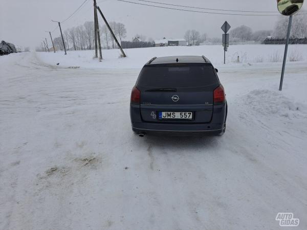 Blue Opel Signum 2007 in Akmene, with an engine capacity of 1.90 L and mileage of 241 thousand km for 500 €, photo 10 on AUTOMOTO.COM.LV