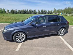 Blue Opel Signum 2007 in Kaunas, with an engine capacity of 1.90 L and mileage of 289 thousand km for 2000 €, photo 4 on AUTOMOTO.COM.LV