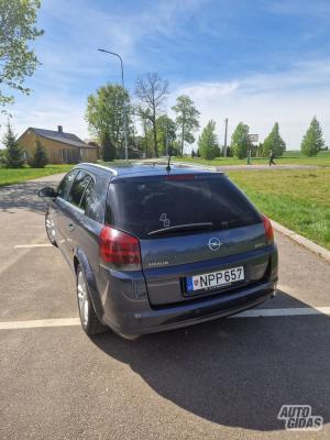 Blue Opel Signum 2007 in Kaunas, with an engine capacity of 1.90 L and mileage of 289 thousand km for 2000 €, photo 6 on AUTOMOTO.COM.LV