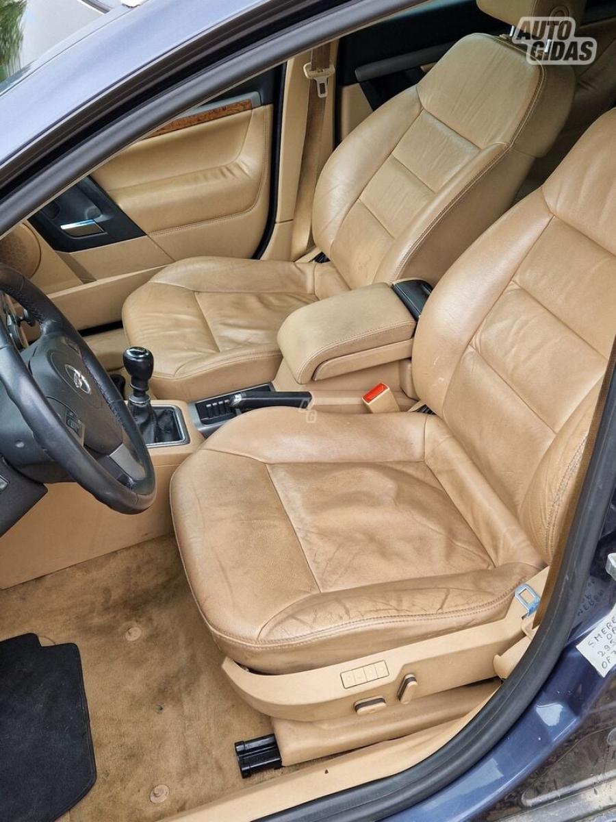 Blue Opel Signum 2007 in Kaunas, with an engine capacity of 1.90 L and mileage of 289 thousand km for 2000 €, photo 10 on AUTOMOTO.COM.LV