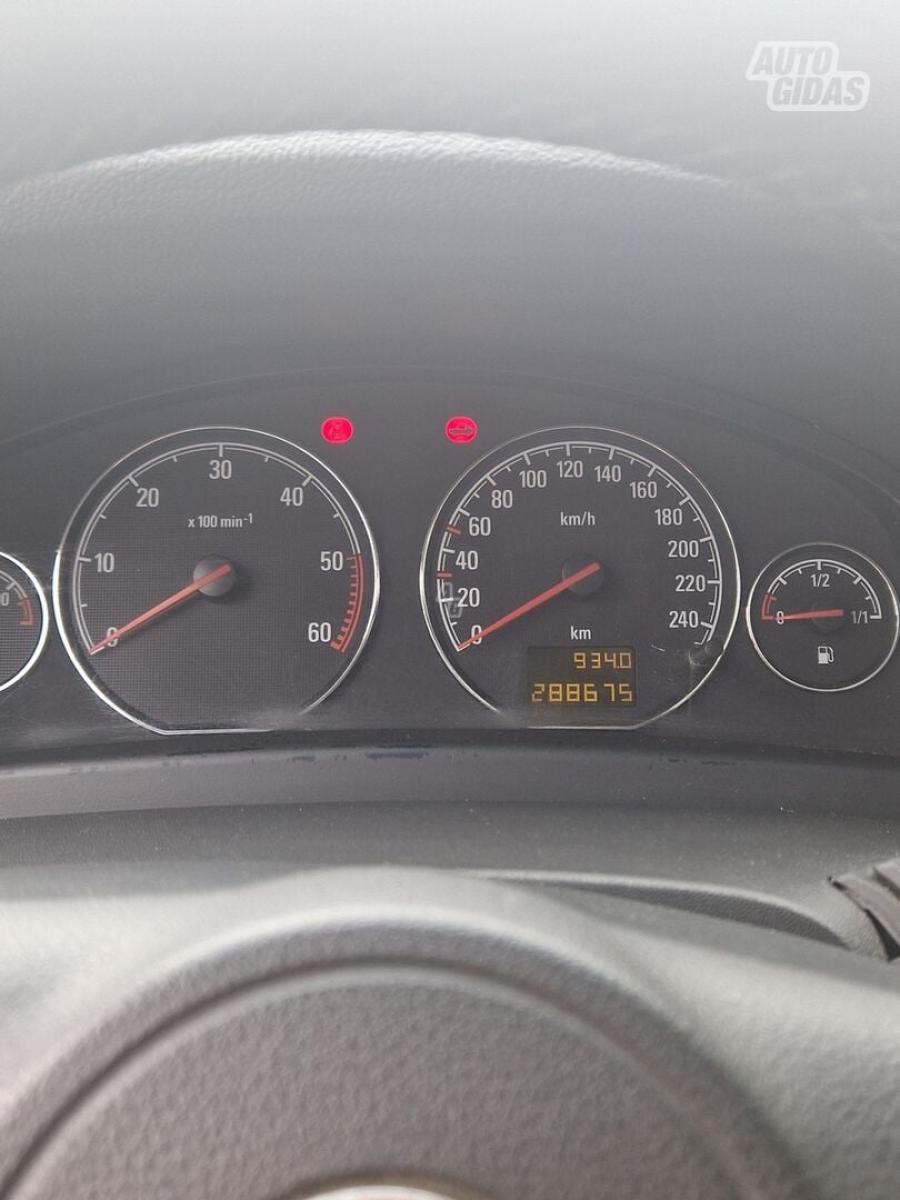 Blue Opel Signum 2007 in Kaunas, with an engine capacity of 1.90 L and mileage of 289 thousand km for 2000 €, photo 14 on AUTOMOTO.COM.LV