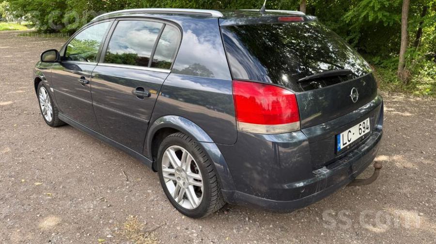 Zils Opel Signum 2007 Saldus, ar dzinēja tilpumu 1.90 L un nobraukumu 305 tūkst. km par 1699 €, foto 6 vietnē AUTOMOTO.COM.LV