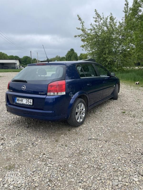 Zils Opel Signum 2008 Kauņa, ar dzinēja tilpumu 1.90 L un nobraukumu 241 tūkst. km par 1450 €, foto 4 vietnē AUTOMOTO.COM.LV