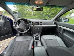 Zils Opel Signum 2008 Kauņa, ar dzinēja tilpumu 1.90 L un nobraukumu 241 tūkst. km par 1450 €, foto 12 vietnē AUTOMOTO.COM.LV