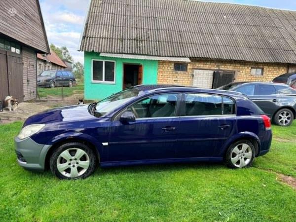 Zils Opel Signum 2008 Vilkaviškis, ar dzinēja tilpumu 1.91 L un nobraukumu 409 tūkst. km par 1100 €, foto 3 vietnē AUTOMOTO.COM.LV