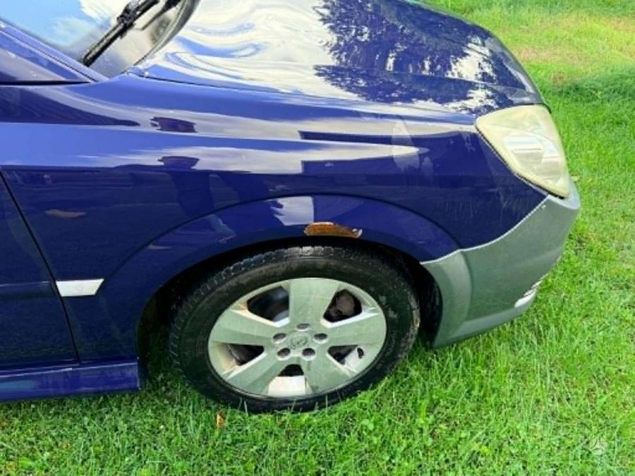 Zils Opel Signum 2008 Vilkaviškis, ar dzinēja tilpumu 1.91 L un nobraukumu 409 tūkst. km par 1100 €, foto 9 vietnē AUTOMOTO.COM.LV