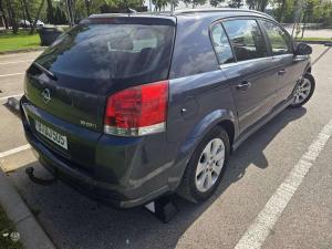 Blue Opel Signum 2008 in Kaisiadorys, with an engine capacity of 1.91 L and mileage of 237 thousand km for 2350 €, photo 5 on AUTOMOTO.COM.LV