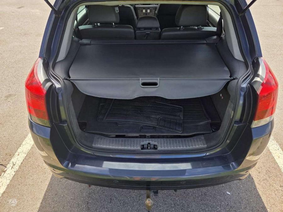 Blue Opel Signum 2008 in Kaisiadorys, with an engine capacity of 1.91 L and mileage of 237 thousand km for 2350 €, photo 10 on AUTOMOTO.COM.LV
