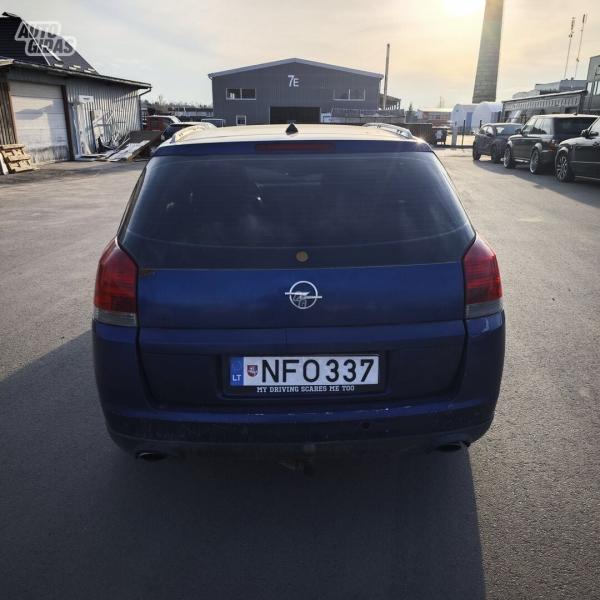 Blue Opel Signum 2003 in Plunge, with an engine capacity of 2.20 L and mileage of 300 thousand km for 730 €, photo 6 on AUTOMOTO.COM.LV