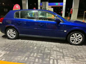 Zils Opel Signum 2004 Viļņa, ar dzinēja tilpumu 1.91 L un nobraukumu 250 tūkst. km par 450 €, foto 5 vietnē AUTOMOTO.COM.LV