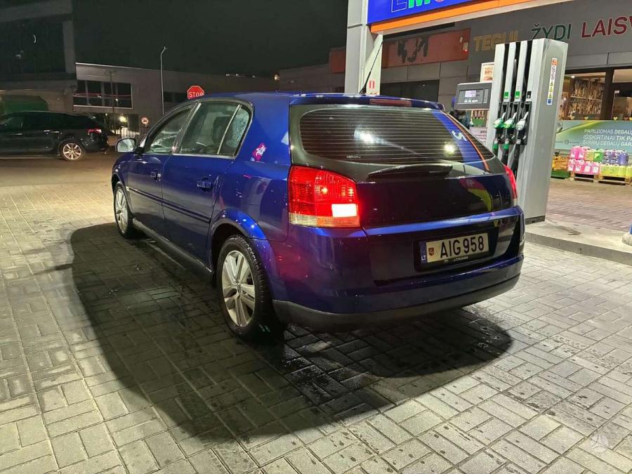 Zils Opel Signum 2004 Viļņa, ar dzinēja tilpumu 1.91 L un nobraukumu 250 tūkst. km par 450 €, foto 6 vietnē AUTOMOTO.COM.LV