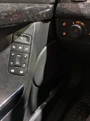 Zils Opel Signum 2004 Viļņa, ar dzinēja tilpumu 1.91 L un nobraukumu 250 tūkst. km par 450 €, foto 9 vietnē AUTOMOTO.COM.LV