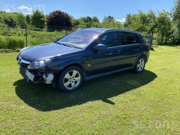 Zils Opel Signum 2006 Jēkabpils, ar dzinēja tilpumu 1.90 L un nobraukumu 390 tūkst. km par 700 €, foto 2 vietnē AUTOMOTO.COM.LV