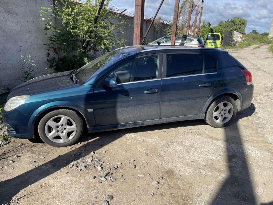 Zaļš Opel Signum 2006 Kauņa, ar dzinēja tilpumu 1.91 L un nobraukumu 301 tūkst. km par 600 €, foto 1 vietnē AUTOMOTO.COM.LV