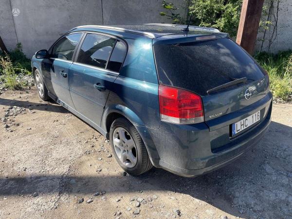 Zaļš Opel Signum 2006 Kauņa, ar dzinēja tilpumu 1.91 L un nobraukumu 301 tūkst. km par 600 €, foto 2 vietnē AUTOMOTO.COM.LV