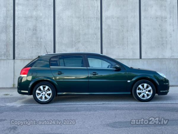 Green Opel Signum 2007 in Tartu, with an engine capacity of 2.20 L and mileage of 129 thousand km for 3950 €, photo 3 on AUTOMOTO.COM.LV
