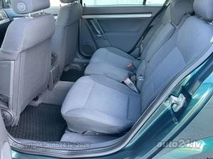Green Opel Signum 2007 in Tartu, with an engine capacity of 2.20 L and mileage of 129 thousand km for 3950 €, photo 15 on AUTOMOTO.COM.LV