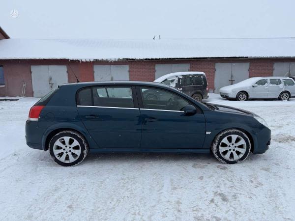 Zaļš Opel Signum 2008 Kėdainiai, ar dzinēja tilpumu 1.91 L un nobraukumu 150 tūkst. km par 1850 €, foto 6 vietnē AUTOMOTO.COM.LV