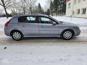 Grey Opel Signum 2003 in Radviliskis, with an engine capacity of 2.20 L and mileage of 311 thousand km for 1050 €, photo 11 on AUTOMOTO.COM.LV
