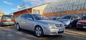 Grey Opel Signum 2003 in Valmiera, with an engine capacity of 2.20 L and mileage of 3773 thousand km for 1500 €, photo  on AUTOMOTO.COM.LV