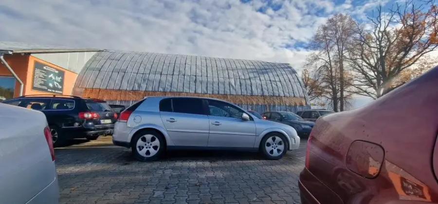 Pelēks Opel Signum 2003 Valmiera, ar dzinēja tilpumu 2.20 L un nobraukumu 3773 tūkst. km par 1500 €, foto 3 vietnē AUTOMOTO.COM.LV