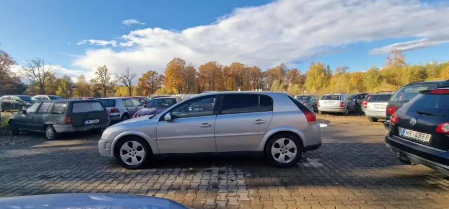 Pelēks Opel Signum 2003 Valmiera, ar dzinēja tilpumu 2.20 L un nobraukumu 3773 tūkst. km par 1500 €, foto 7 vietnē AUTOMOTO.COM.LV