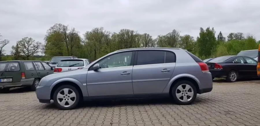 Pelēks Opel Signum 2003 Valmiera, ar dzinēja tilpumu 2.20 L un nobraukumu 23 tūkst. km par 1250 €, foto 7 vietnē AUTOMOTO.COM.LV