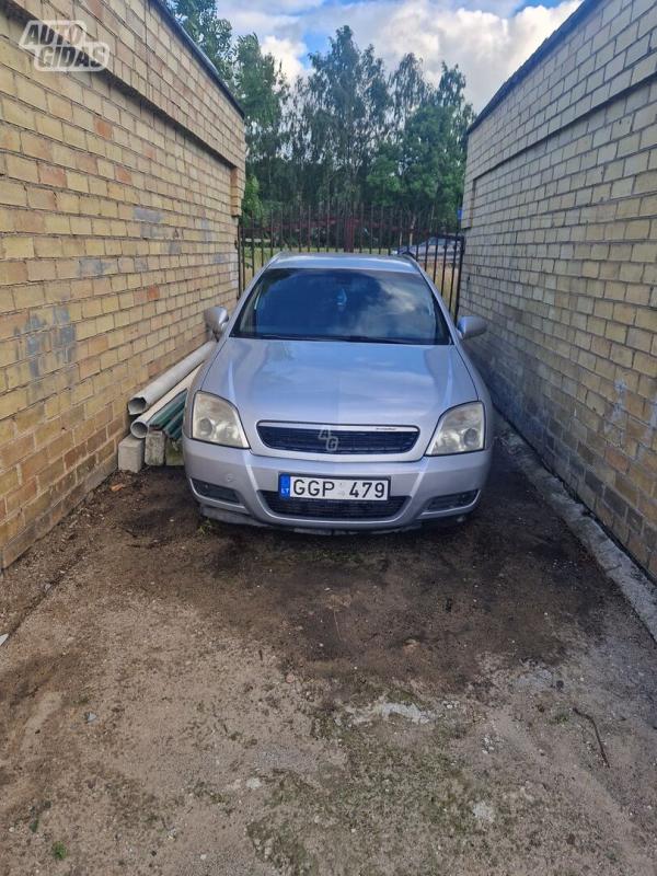 Pelēks Opel Signum 2003 Alīta, ar dzinēja tilpumu 2.20 L un nobraukumu 230 tūkst. km par 450 €, foto 1 vietnē AUTOMOTO.COM.LV