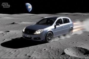 Grey Opel Signum 2003 in Utena, with an engine capacity of 2.20 L and mileage of 400 thousand km for 1000 €, photo  on AUTOMOTO.COM.LV