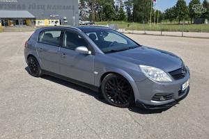 Grey Opel Signum 2003 in Utena, with an engine capacity of 2.20 L and mileage of 400 thousand km for 1000 €, photo 5 on AUTOMOTO.COM.LV