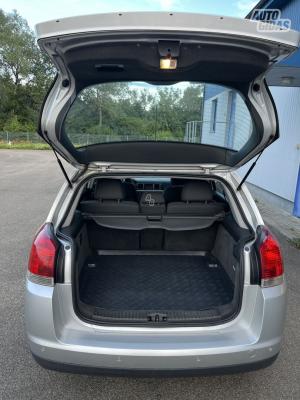 Grey Opel Signum 2003 in Vilnius, with an engine capacity of 2.20 L and mileage of 301 thousand km for 800 €, photo 11 on AUTOMOTO.COM.LV