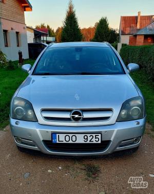 Pelēks Opel Signum 2003 Panevēža, ar dzinēja tilpumu 3.20 L un nobraukumu 260 tūkst. km par 650 €, foto 3 vietnē AUTOMOTO.COM.LV
