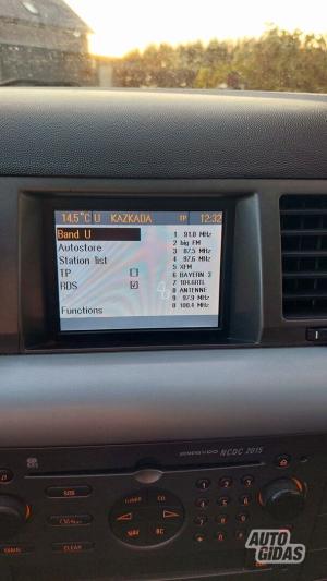Pelēks Opel Signum 2003 Panevēža, ar dzinēja tilpumu 3.20 L un nobraukumu 260 tūkst. km par 650 €, foto 7 vietnē AUTOMOTO.COM.LV