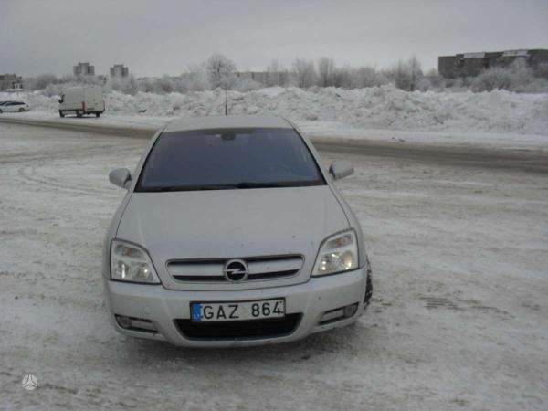 Pelēks Opel Signum 2004 Panevēža, ar dzinēja tilpumu 1.91 L un nobraukumu 425 tūkst. km par 750 €, foto 2 vietnē AUTOMOTO.COM.LV