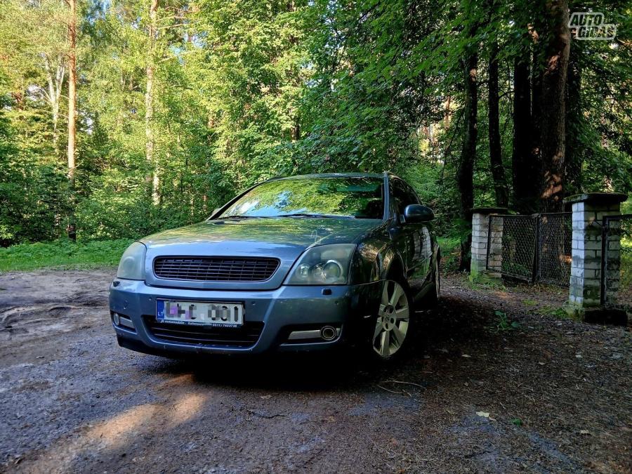 Grey Opel Signum 2004 in Klaipeda, with an engine capacity of 1.90 L and mileage of 284 thousand km for 1650 €, photo 14 on AUTOMOTO.COM.LV
