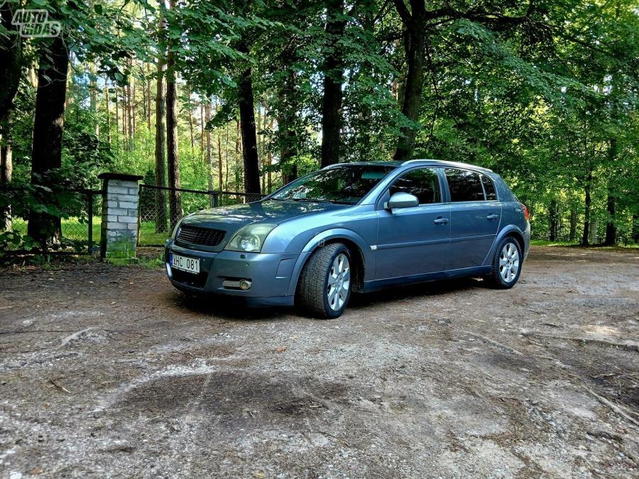Grey Opel Signum 2004 in Klaipeda, with an engine capacity of 1.90 L and mileage of 284 thousand km for 1650 €, photo 8 on AUTOMOTO.COM.LV