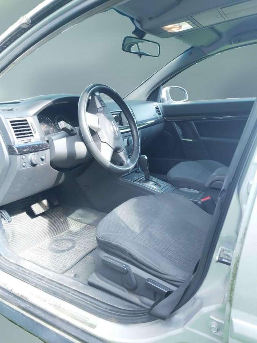 Pelēks Opel Signum 2004 Kauņa, ar dzinēja tilpumu 1.91 L un nobraukumu 220 tūkst. km par 1200 €, foto 3 vietnē AUTOMOTO.COM.LV