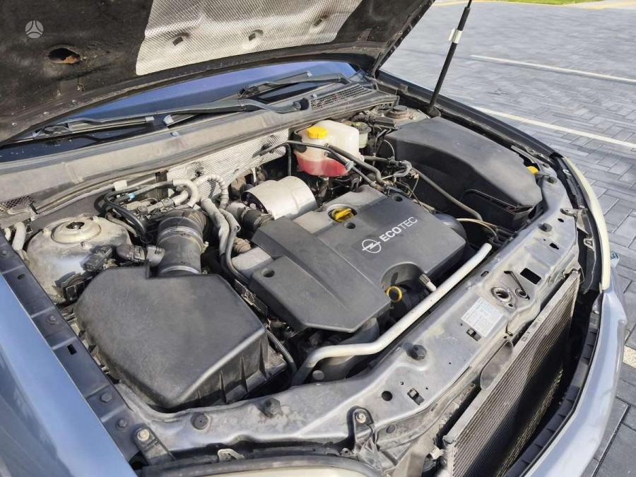 Grey Opel Signum 2004 in Klaipeda, with an engine capacity of 2.17 L and mileage of 306 thousand km for 1200 €, photo 15 on AUTOMOTO.COM.LV