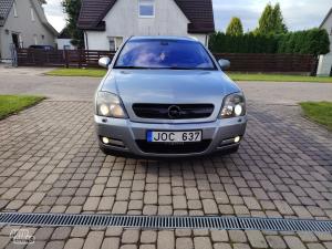 Pelēks Opel Signum 2004 Mažeikiai, ar dzinēja tilpumu 1.90 L un nobraukumu 301 tūkst. km par 1350 €, foto 3 vietnē AUTOMOTO.COM.LV