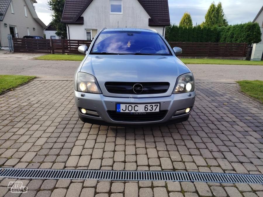 Pelēks Opel Signum 2004 Mažeikiai, ar dzinēja tilpumu 1.90 L un nobraukumu 301 tūkst. km par 1350 €, foto 3 vietnē AUTOMOTO.COM.LV