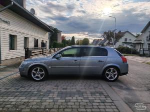 Pelēks Opel Signum 2004 Mažeikiai, ar dzinēja tilpumu 1.90 L un nobraukumu 301 tūkst. km par 1350 €, foto 9 vietnē AUTOMOTO.COM.LV