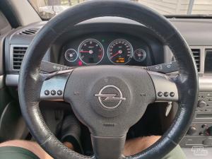 Pelēks Opel Signum 2004 Mažeikiai, ar dzinēja tilpumu 1.90 L un nobraukumu 301 tūkst. km par 1350 €, foto 11 vietnē AUTOMOTO.COM.LV