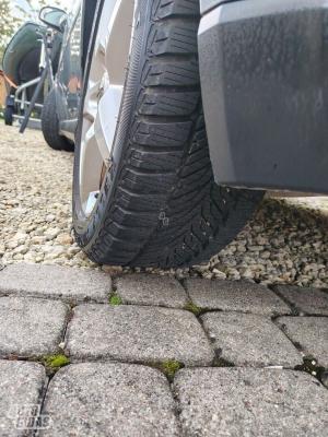 Pelēks Opel Signum 2004 Mažeikiai, ar dzinēja tilpumu 1.90 L un nobraukumu 301 tūkst. km par 1350 €, foto 20 vietnē AUTOMOTO.COM.LV