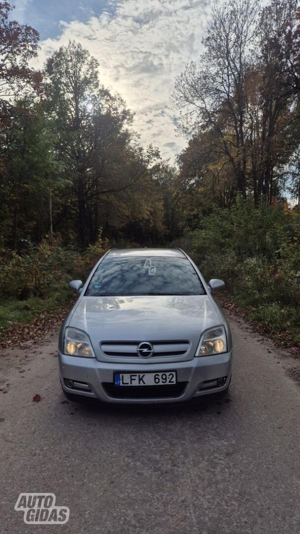 Grey Opel Signum 2004 in Alytus, with an engine capacity of 2.20 L and mileage of 396 thousand km for 995 €, photo 9 on AUTOMOTO.COM.LV