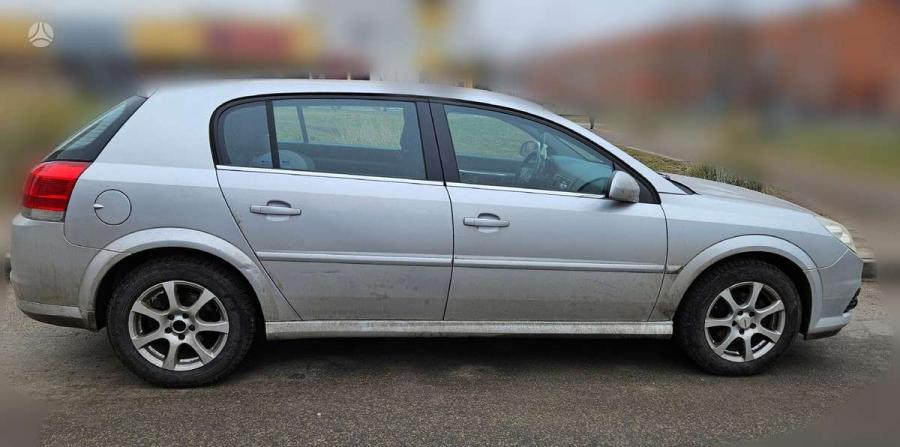 Pelēks Opel Signum 2005 Šauļi, ar dzinēja tilpumu 1.91 L un nobraukumu 297 tūkst. km par 750 €, foto 2 vietnē AUTOMOTO.COM.LV